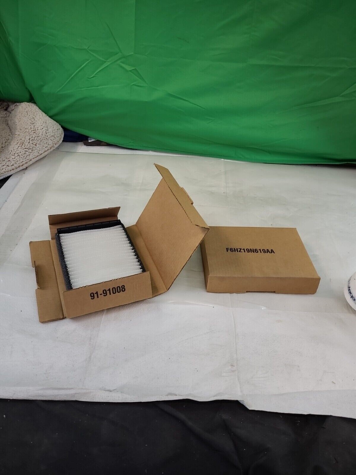 FORD F6HZ-19N619-AA - Air filter cross reference