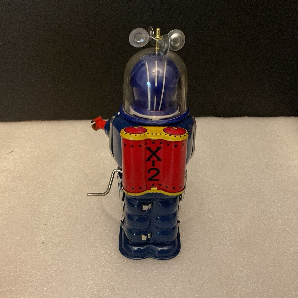 Metal Tin Crank Toy, Friction Moon Explorer Robot Space Toy, Original ...