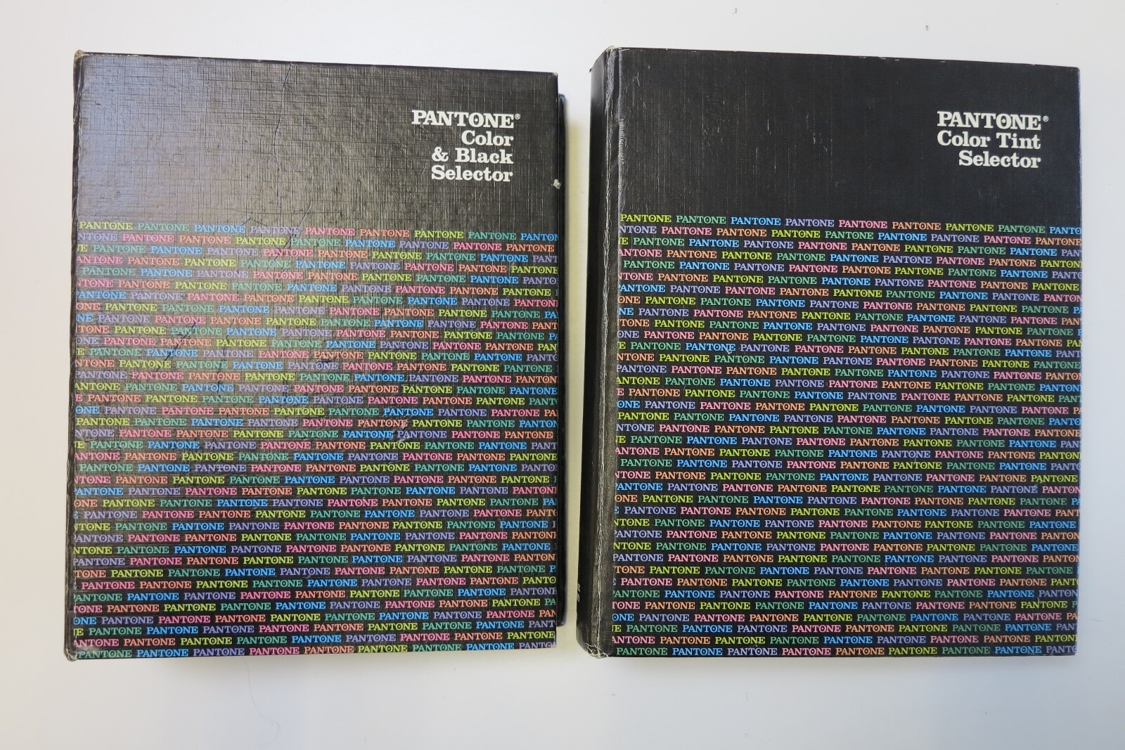 Pantone Book for sale in UK | 60 used Pantone Books