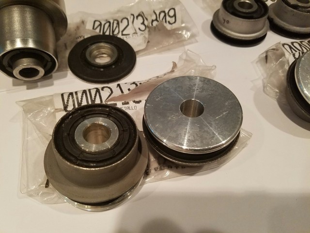 Maserati Quattroporte GRANTURISMO vorne Querlenker Buchsen Kit ...