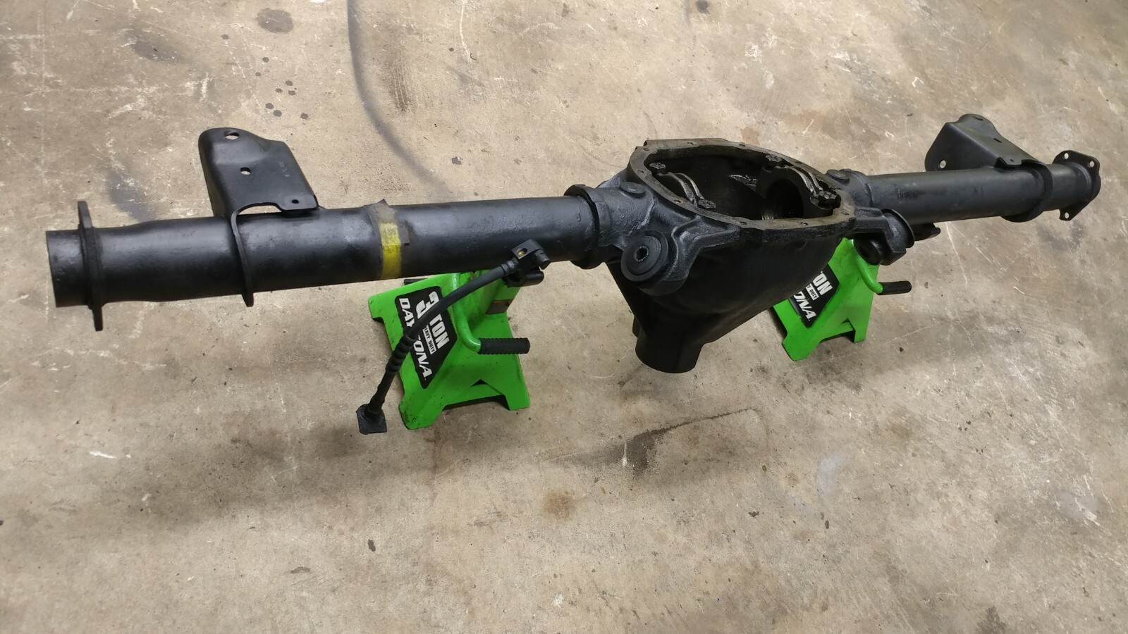 1979-1993 Ford Mustang Rear End Axle Assembly 7.5 Housing | Genuine OEM ...