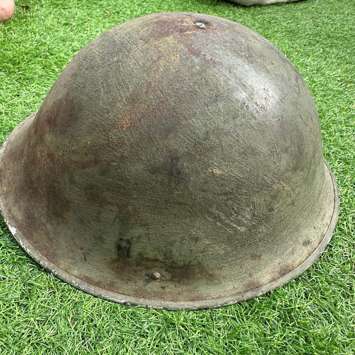 Turtle Helmet The British "Turtle" Helmet