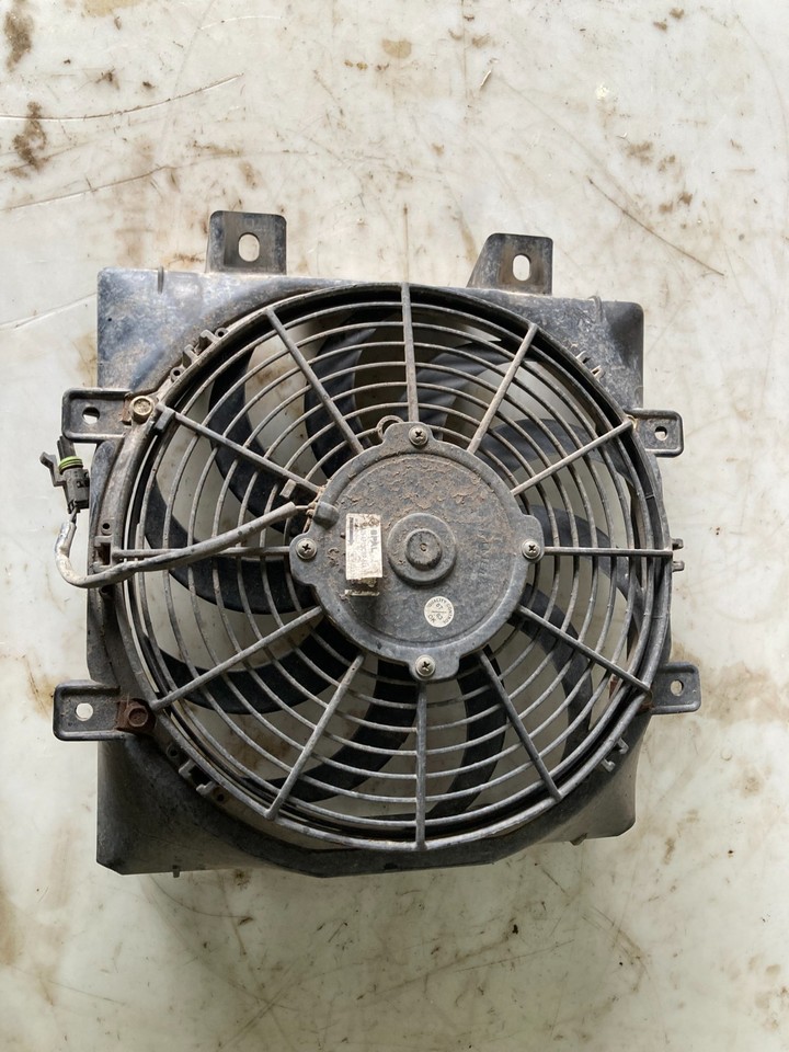 John Deere Buck 500 Bombardier Traxter 2004 04 radiator fan | eBay