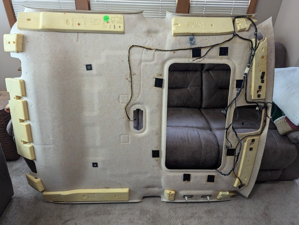 2002-2006 Chevrolet Avalanche OEM Full Sunroof Assembly Glass ...