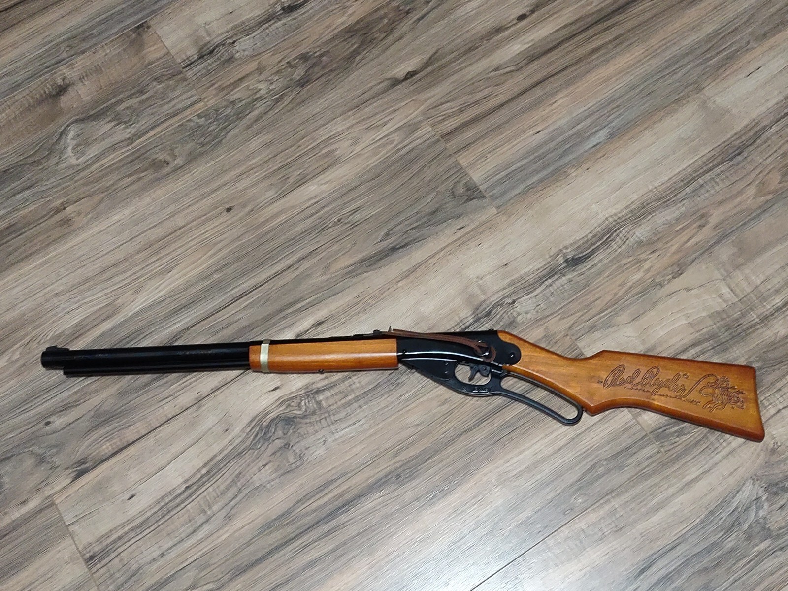 Red Ryder Carbine BB Gun, A Christmas Wish W/ Compass & Sundial Daisy ...