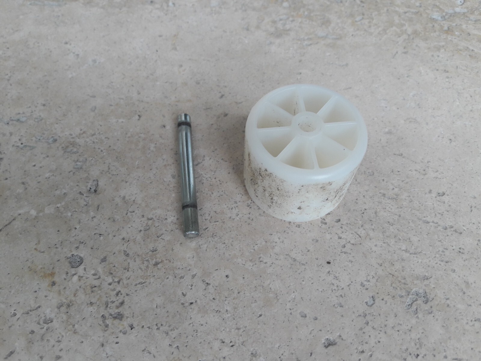 WP67005149 KITCHENAID WHIRLPOOL REFRIGERATOR ROLLER WHEEL WP67005149 ...