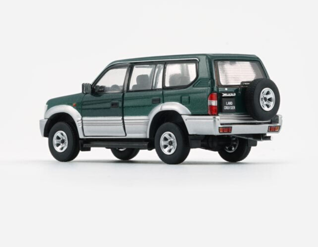 BM Creations Toyota Land Cruiser LC95 - Green - LHD 1:64 Diecast Car ...