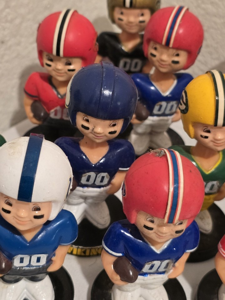 14 VINTAGE LOT FOOTBALL PLAYER MINI NODDER BOBBLEHEAD | eBay
