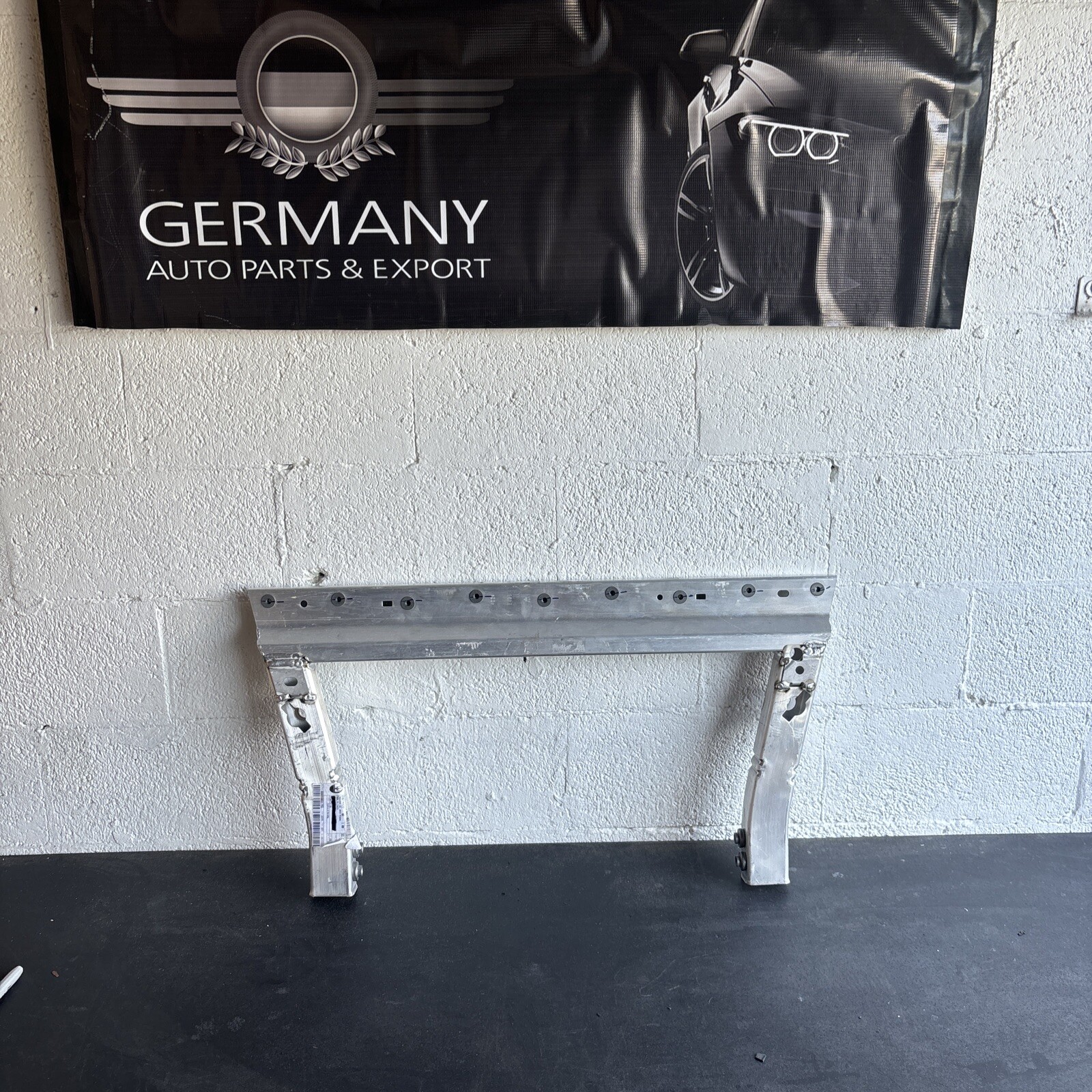 2017-20 MASERATI LEVANTE LOWER RADIATOR SUPPORT SUBFRAME 670175522 ...