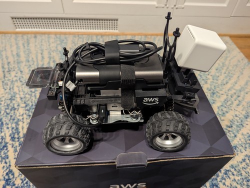 AWS DeepRacer Fully autonomous 1/18th scale race car for developers ...