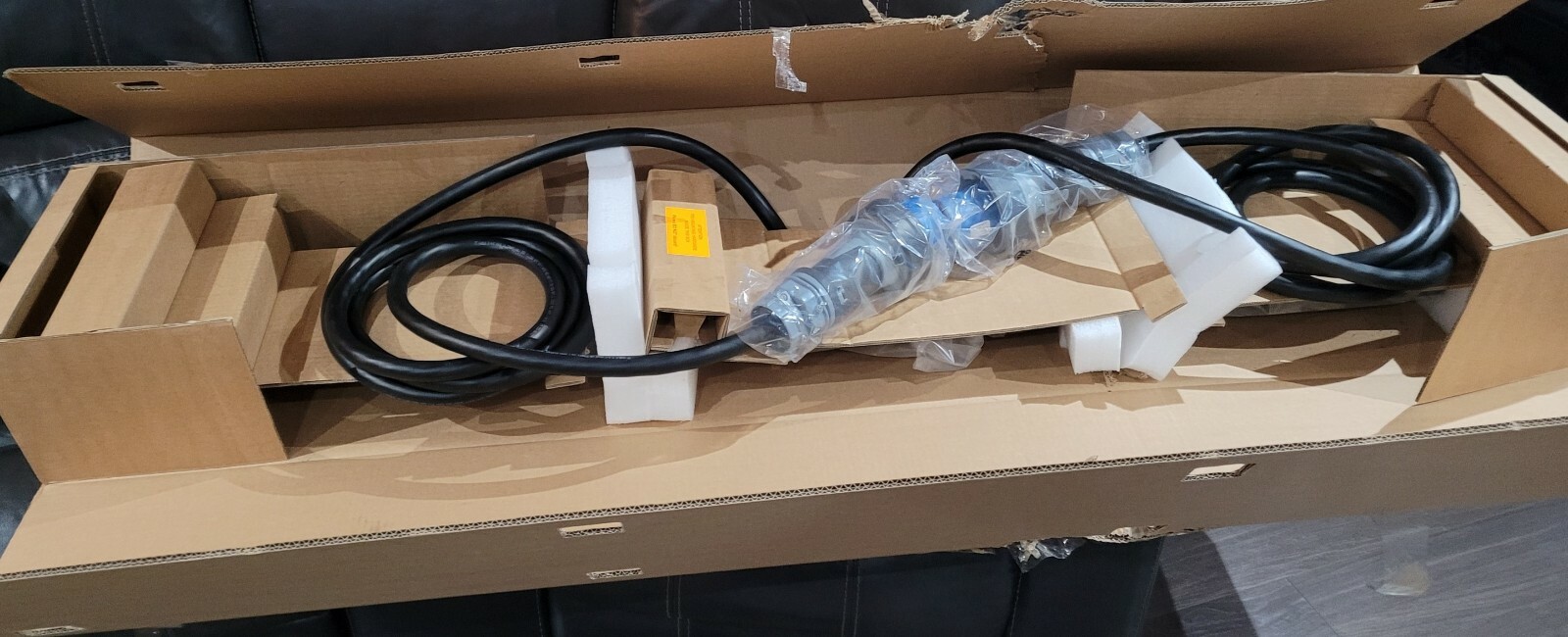 RMII PDU24kVA-3 LV 7358244 7358243 SUN ORACLE PDU POWER RACK II 24KVA ...