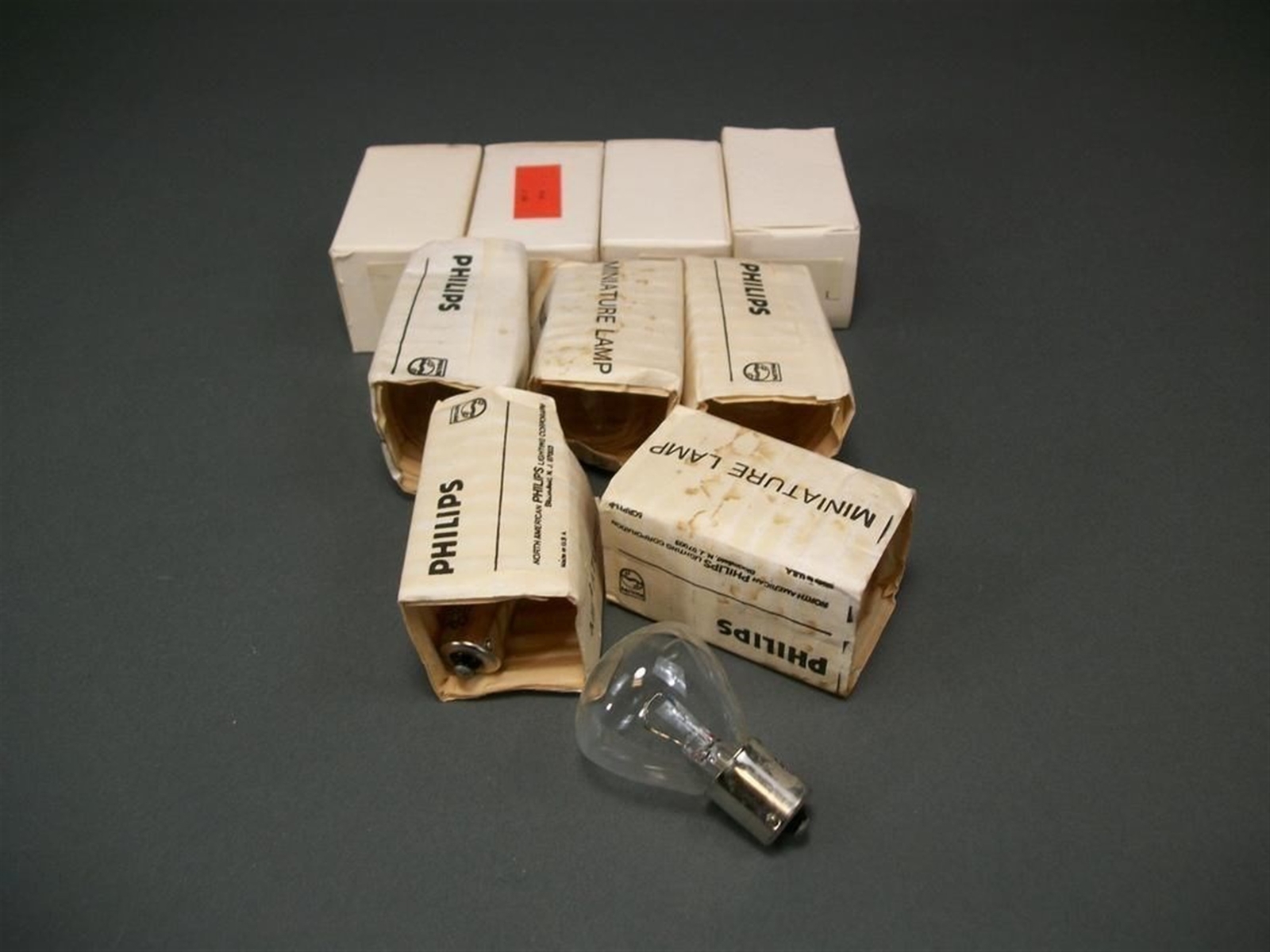 Lot of 9 Philips Miniature Lamps CPS1195 -New Old Stock | eBay
