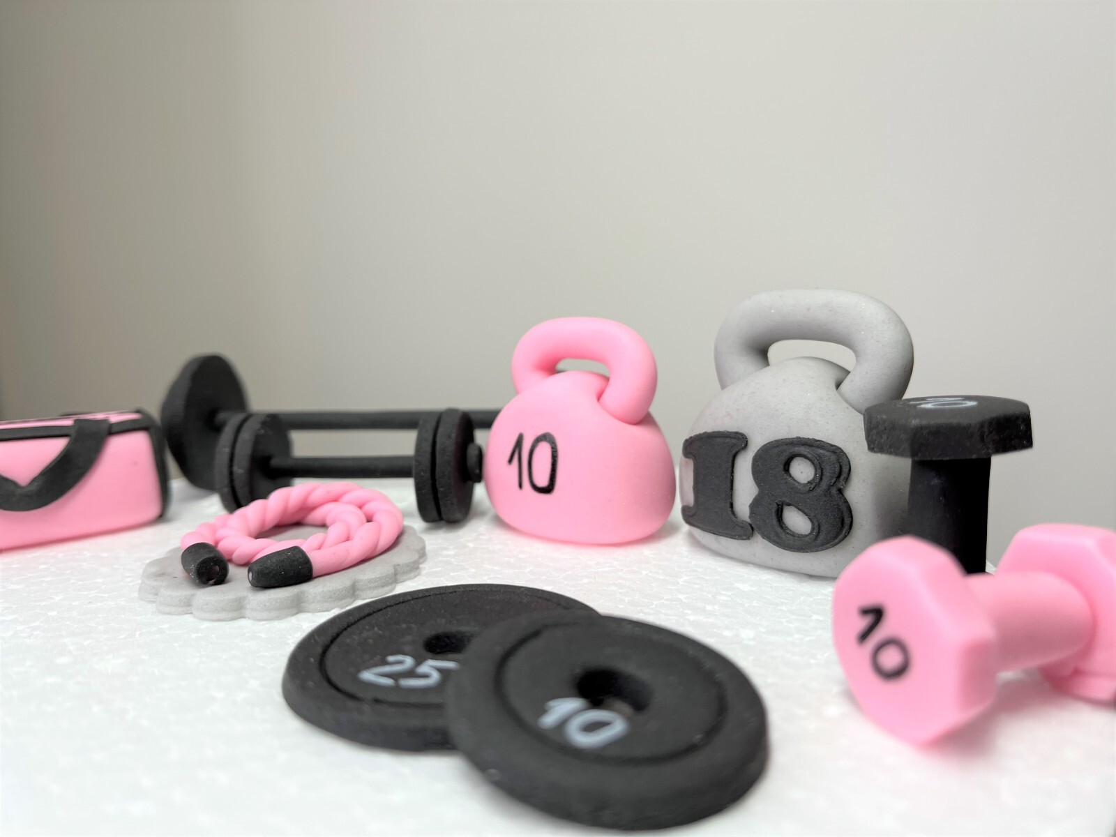 Fondant edible gym cake toppers set. Handmade sport themed cake ...