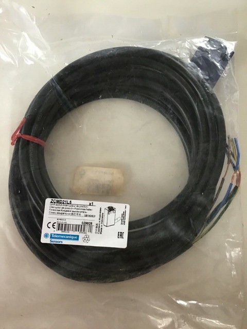 Telemecanique ZCMD21L5 Limit Switch Endschalter Schneider NFP for sale ...