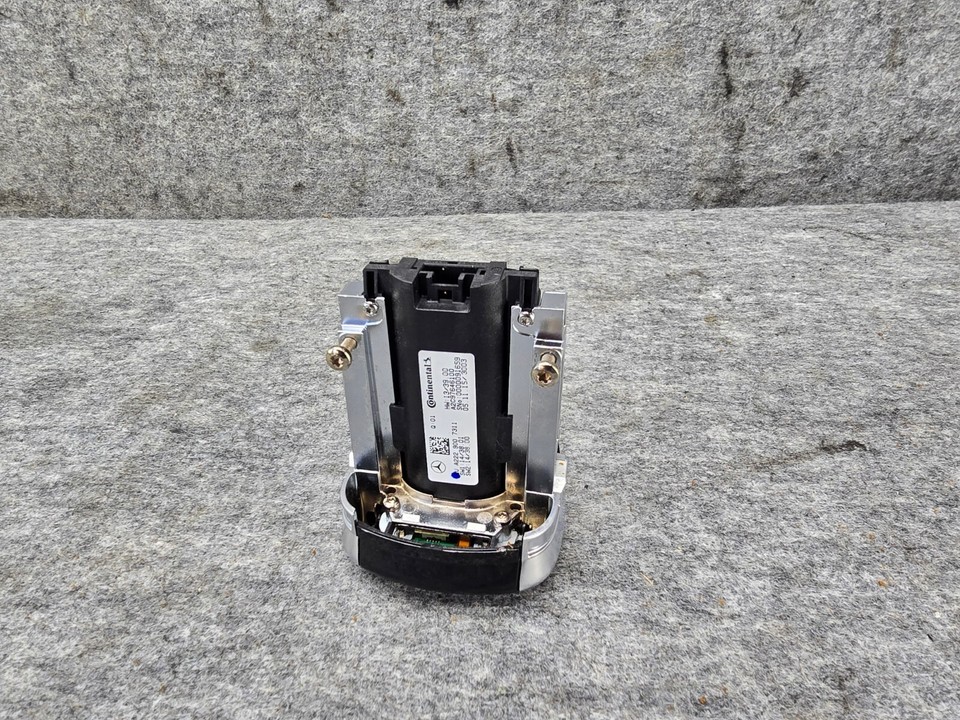 CENTER CONSOLE TOUCH PAD CONTROL SWITCH 2014-2017 MERCEDES W222 S63 ...