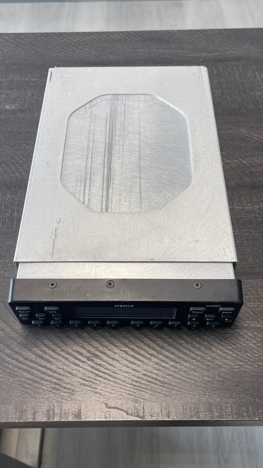 Appareo Stratus Transponder with Stratus 3i remote mount ADS-B (IN ...