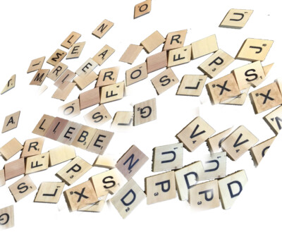 Scrabble Steine Ersatzteile Einzelteile A bis Z 0 - 9 Holz Buchstaben ...