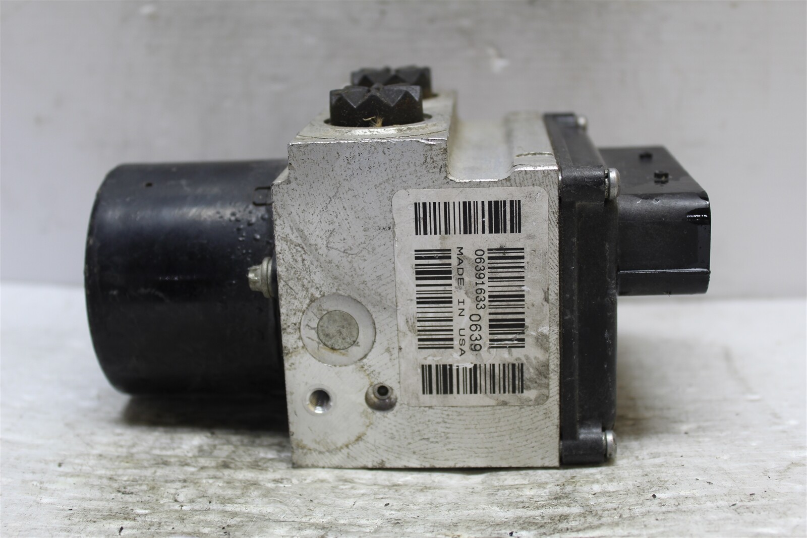 7C342C346AJ Ford 250SD 2008-2010 ABS Antilock Brake Pump Control Module ...