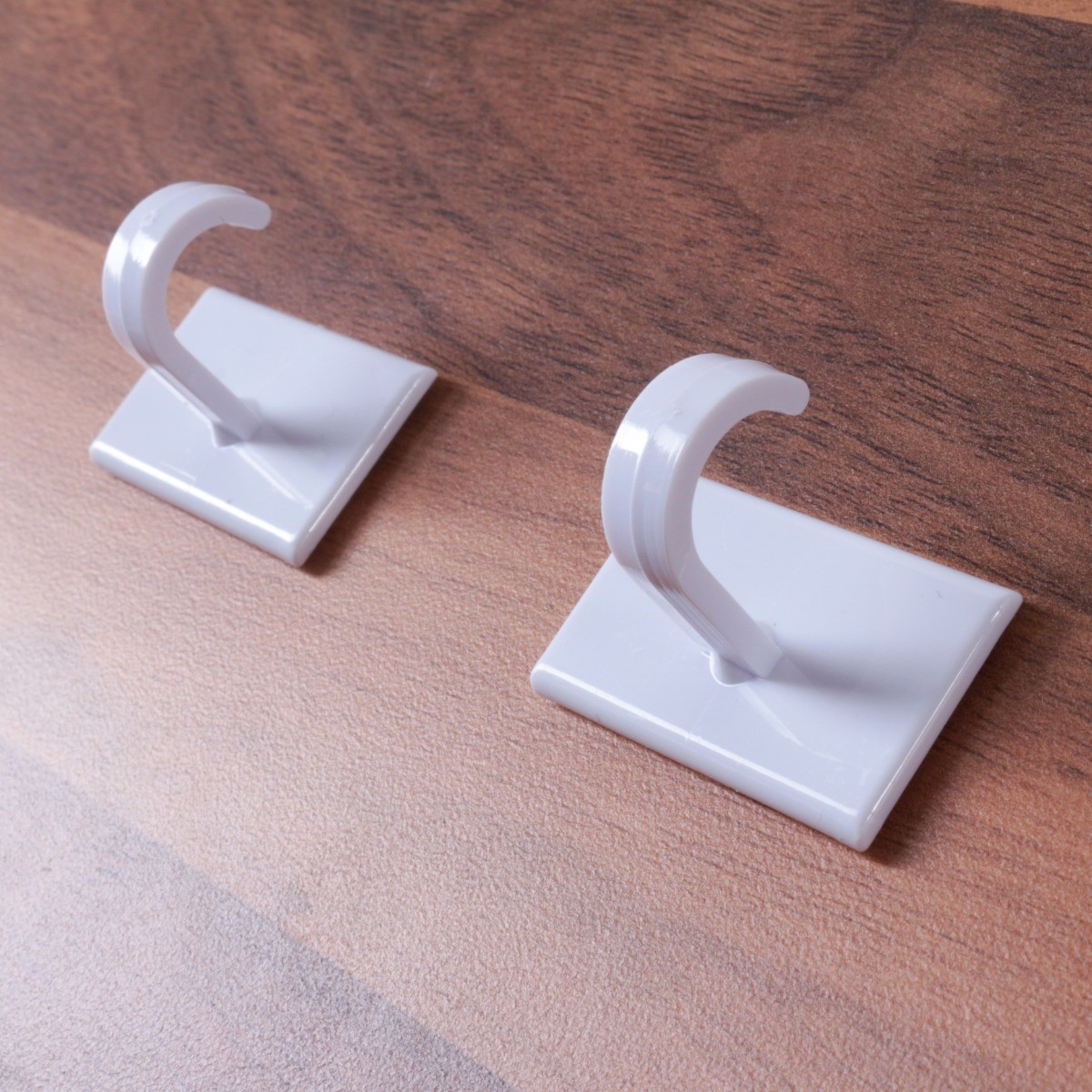 8 x WHITE STICKY BACK HOOKS Self Adhesive Loops Hanging Storage Kitchen ...