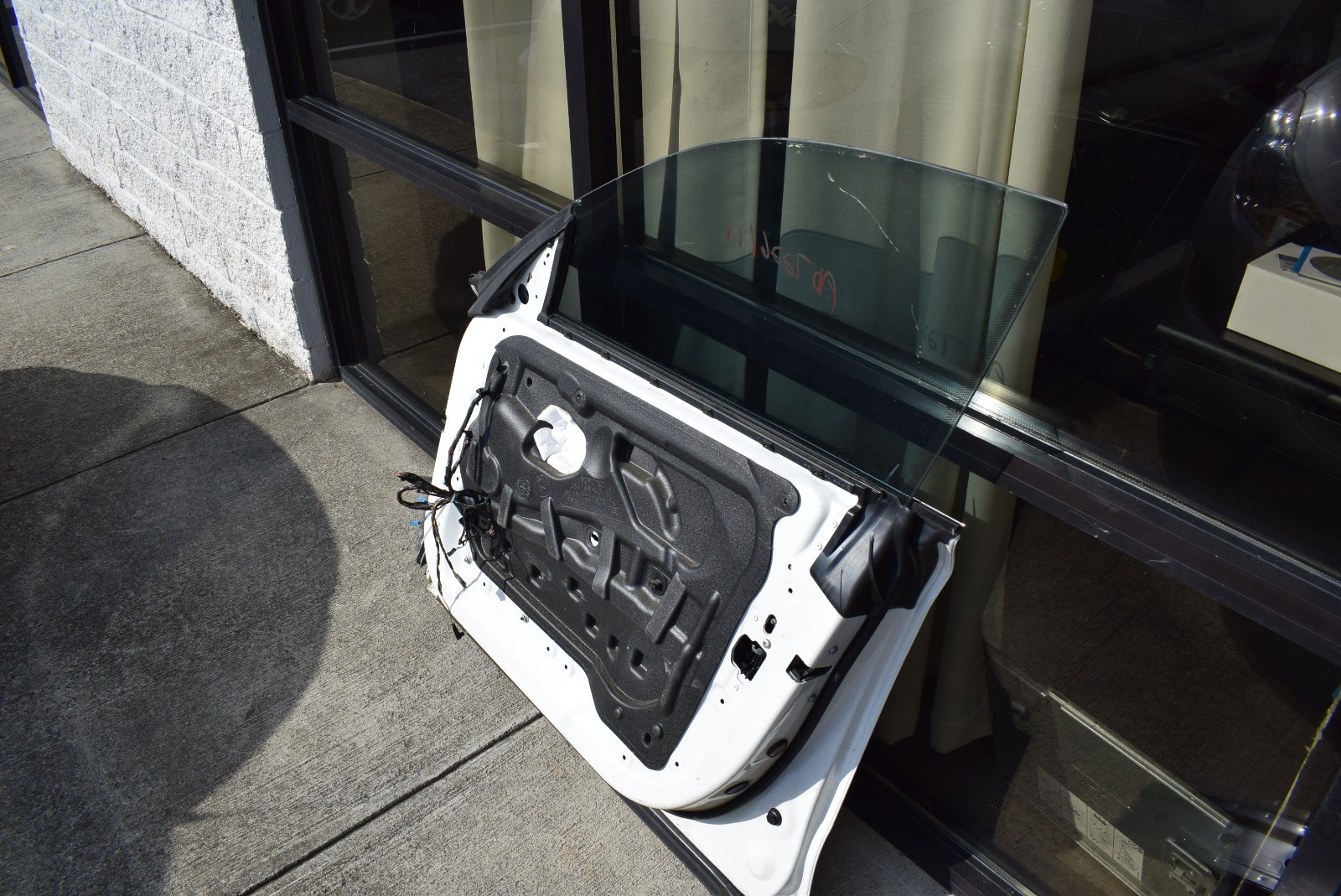 2011-2016 BMW F10 550 Right Front Door Shell White 41007206108 OEM ...