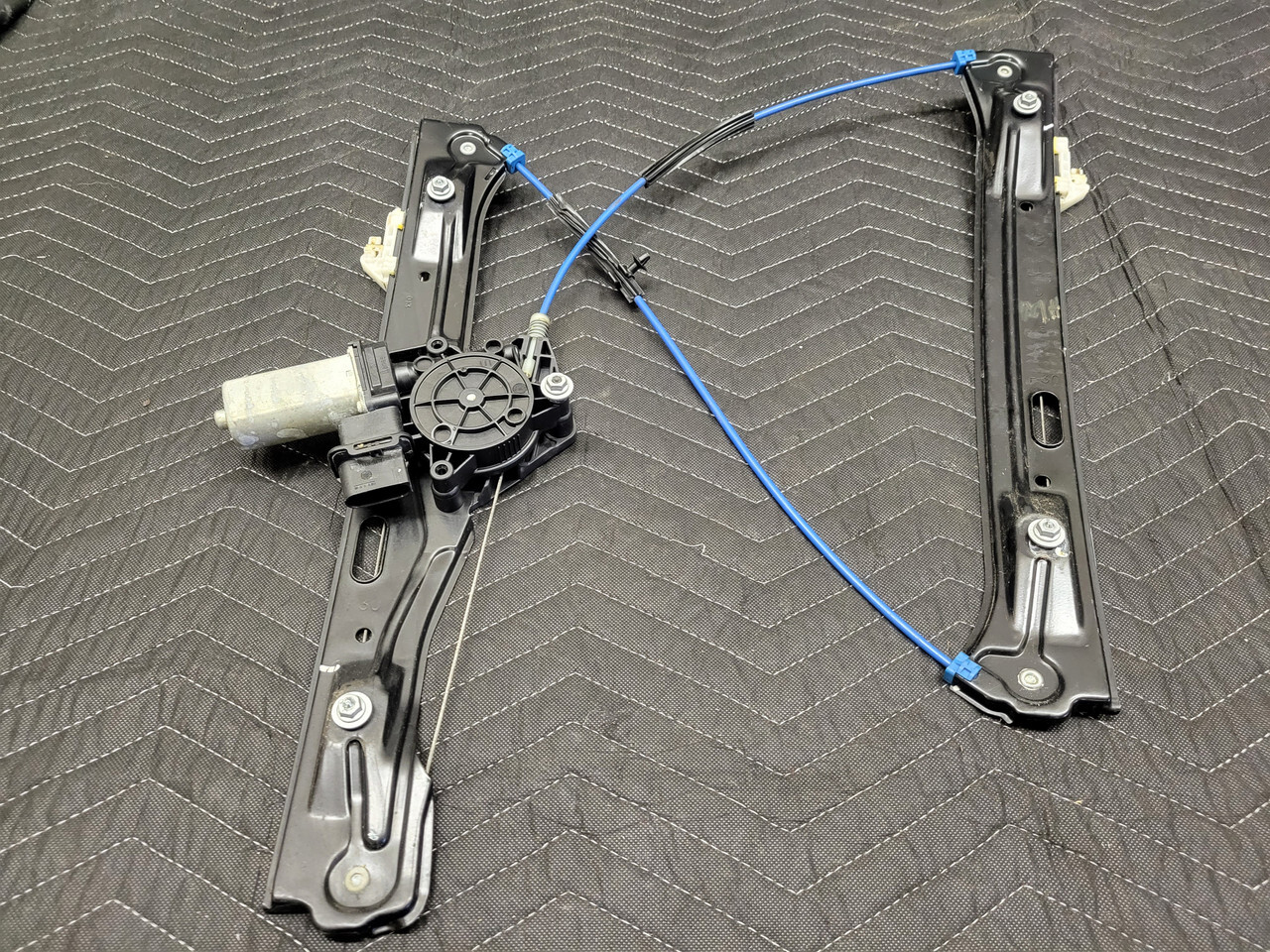 BMW F30/F31/F80 3-Series M3 Front Right Window Regulator With Motor ...