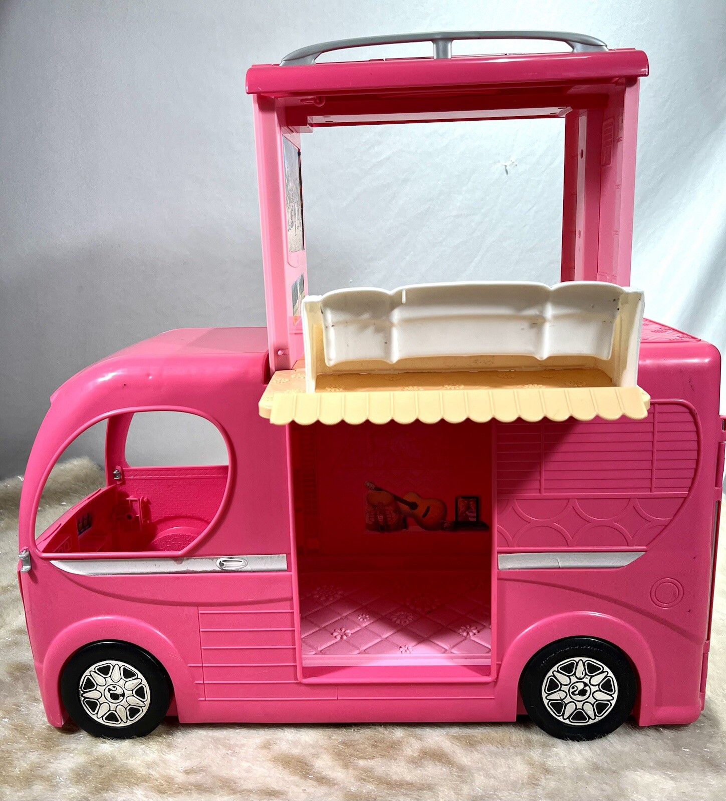Barbie Pop Up Motor Home Pink RV Dream Camper Van Playset with Pool ...