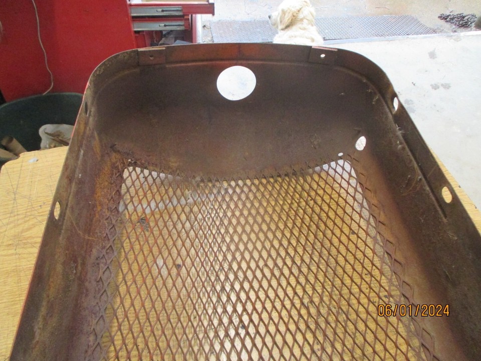 ALLIS CHALMERS B RADIATOR SHELL "GRILL" ASSY. #210281 USED ORIGINAL ...