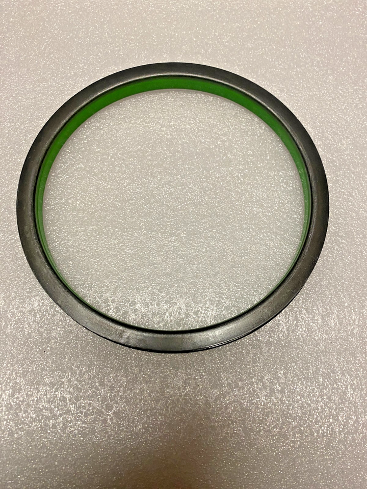 OEM Volvo Crankshaft Seal 22191895 24817250 Made in France | eBay