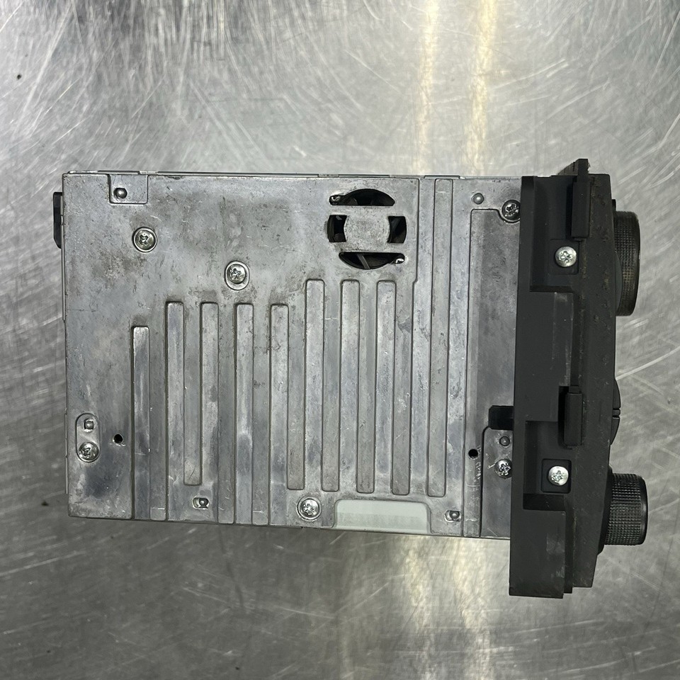 06-08 Chevrolet Impala Monte Carlo Radio Cd Player AM/FM 15798974 | eBay