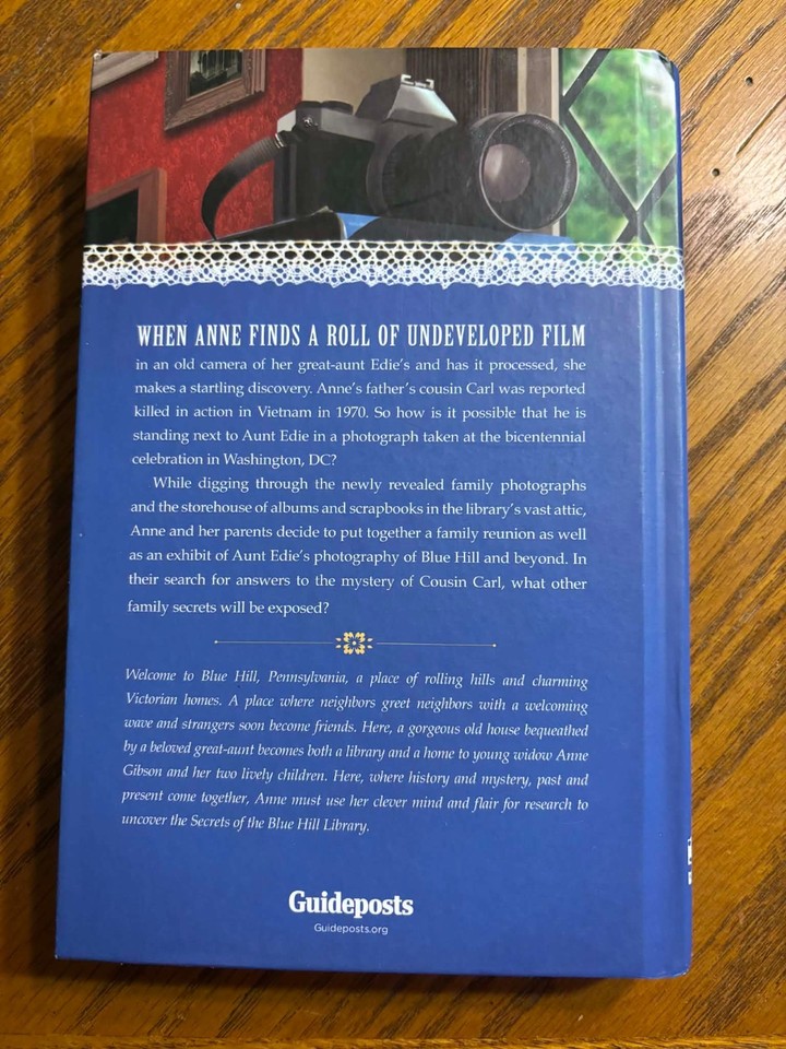 Blue Hill Library Series, Gone in a Flash by Emily Thomas, #7, Like New ...