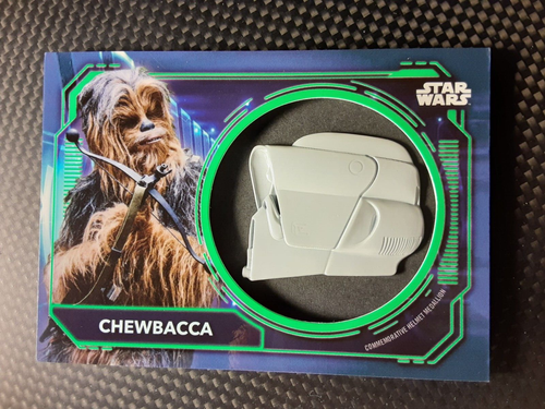 2021 TOPPS Star Wars BATTLE PLANS Helmet Medallion INSERT Chewbacca ...