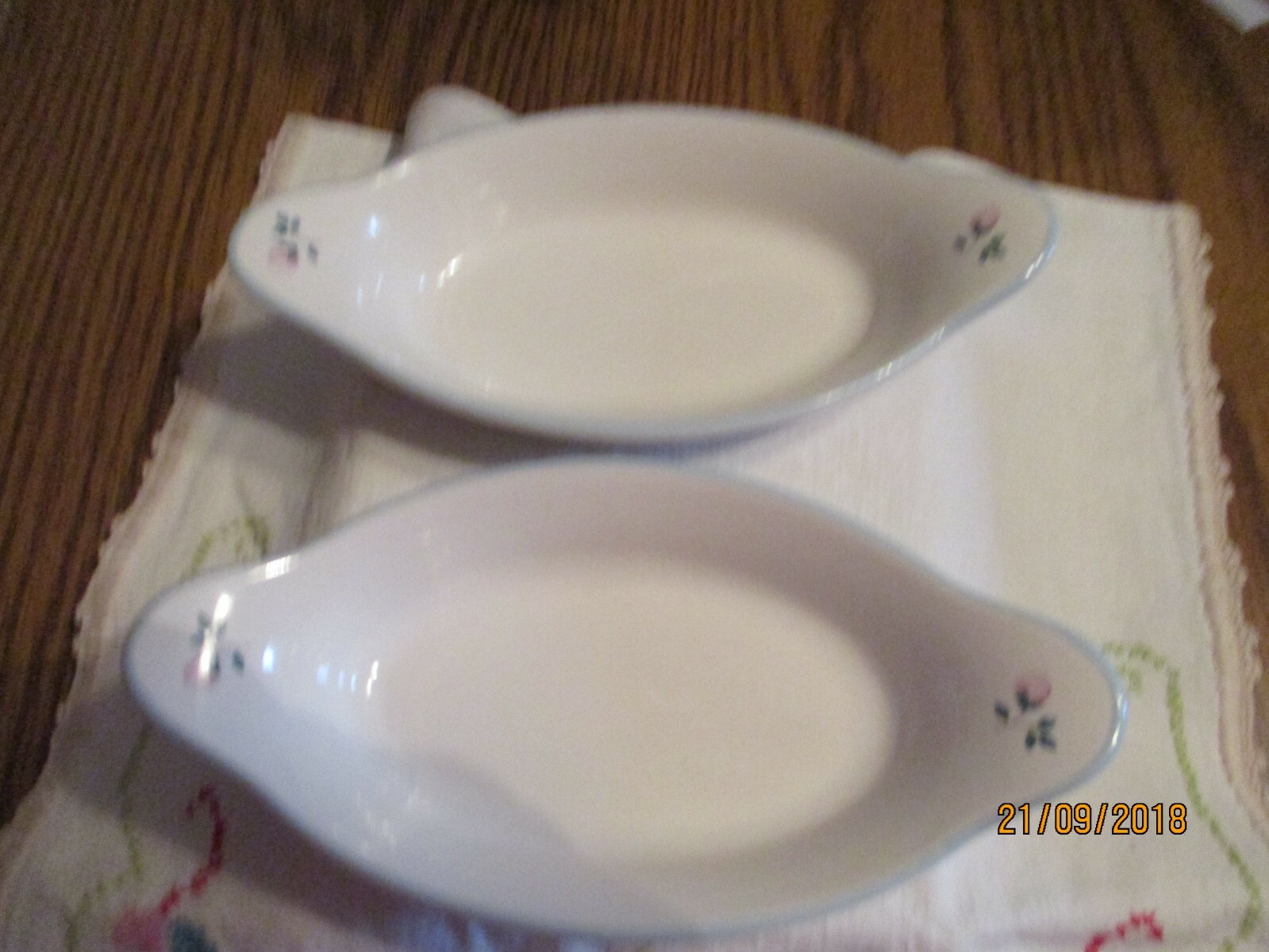 Pfaltzgraff - Set of Two "April" Small Au Gratin Stoneware Baking ...