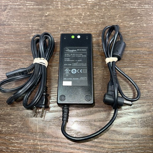 Rocketfish AC-5001BB Universal AC Power Adapter Charger 90W | eBay