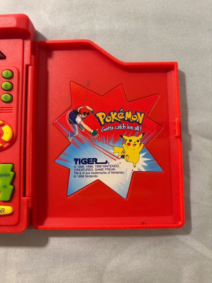 Vintage 1999 POKEMON POKEDEX Tiger Electronic Handheld Toy Portable ...
