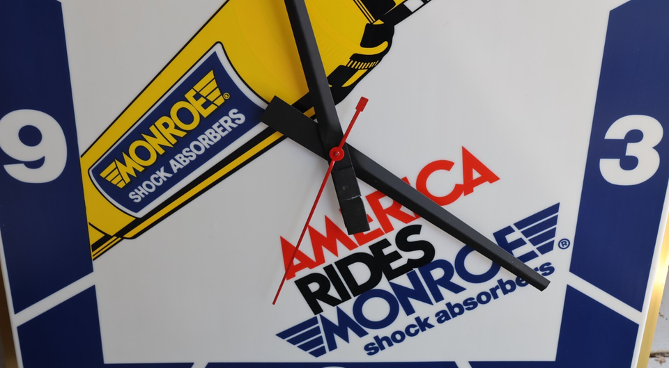 Vintage MONROE SHOCKS Large 29" Light Up Dualite Clock Near Mint!!! gas ...