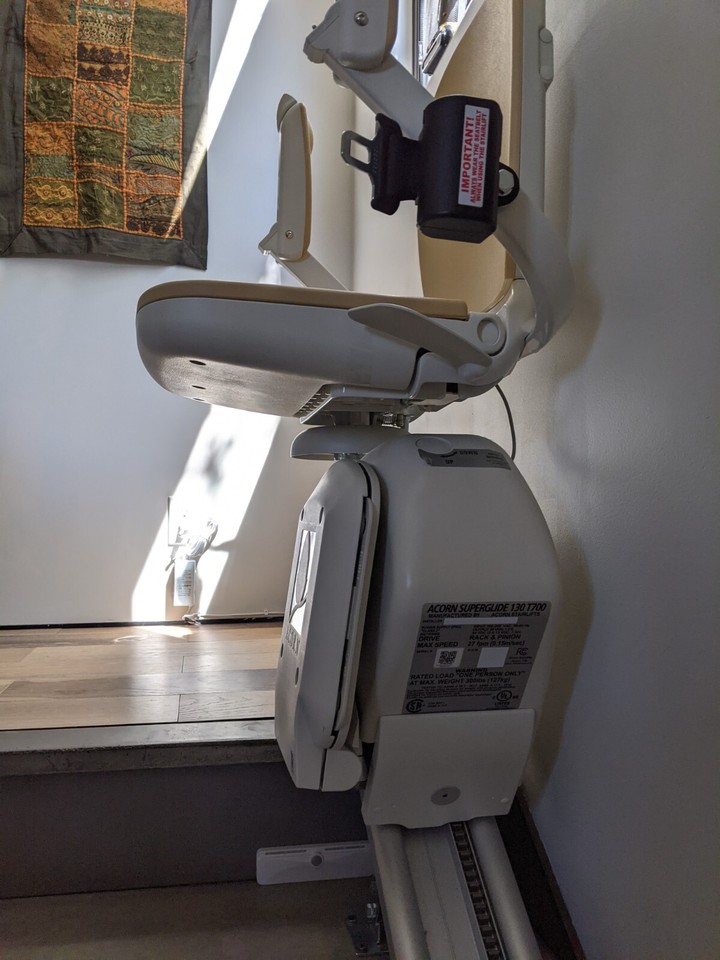 2 Acorn Chair Lift Model 130 T1700, Straight, Excellent condition | eBay