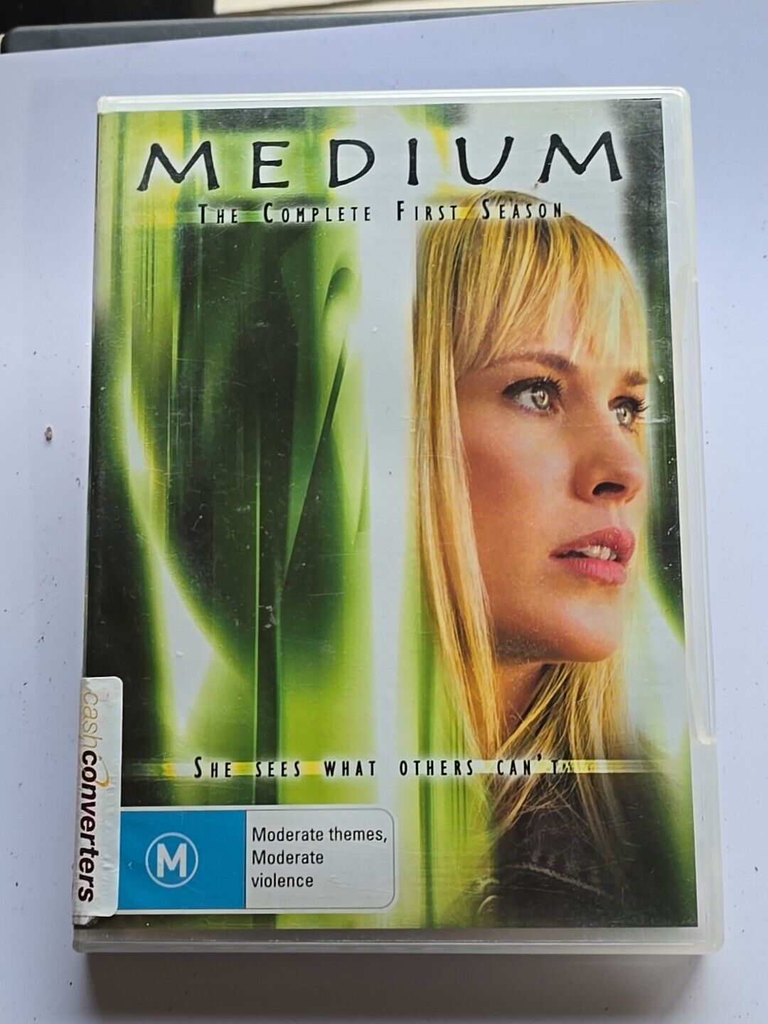 Medium : Season 1 : (2006 : 4 Disc DVD Set) Very Good Condition Region ...