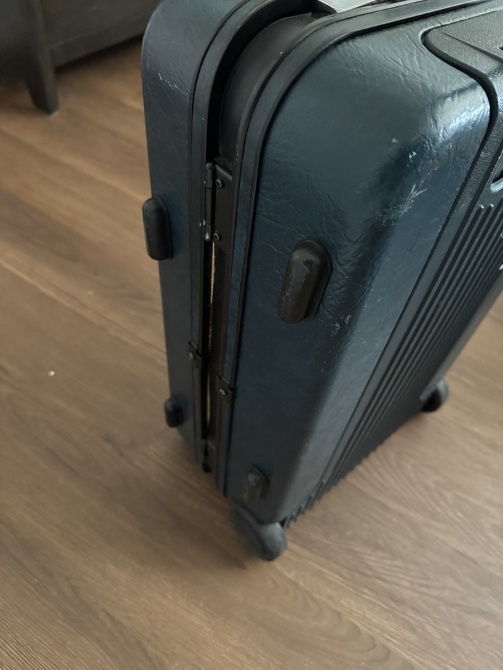 VINTAGE SAMSONITE PROFILE II Blue CARRY ON 2 WHEELED HARDCASE LUGGAGE ...