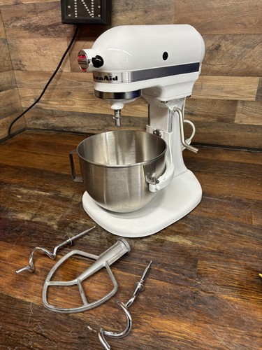 Kitchenaid Stand Mixer K4SSWH 300 Watt w/Bowl & 3 Attachments, GOOD ...