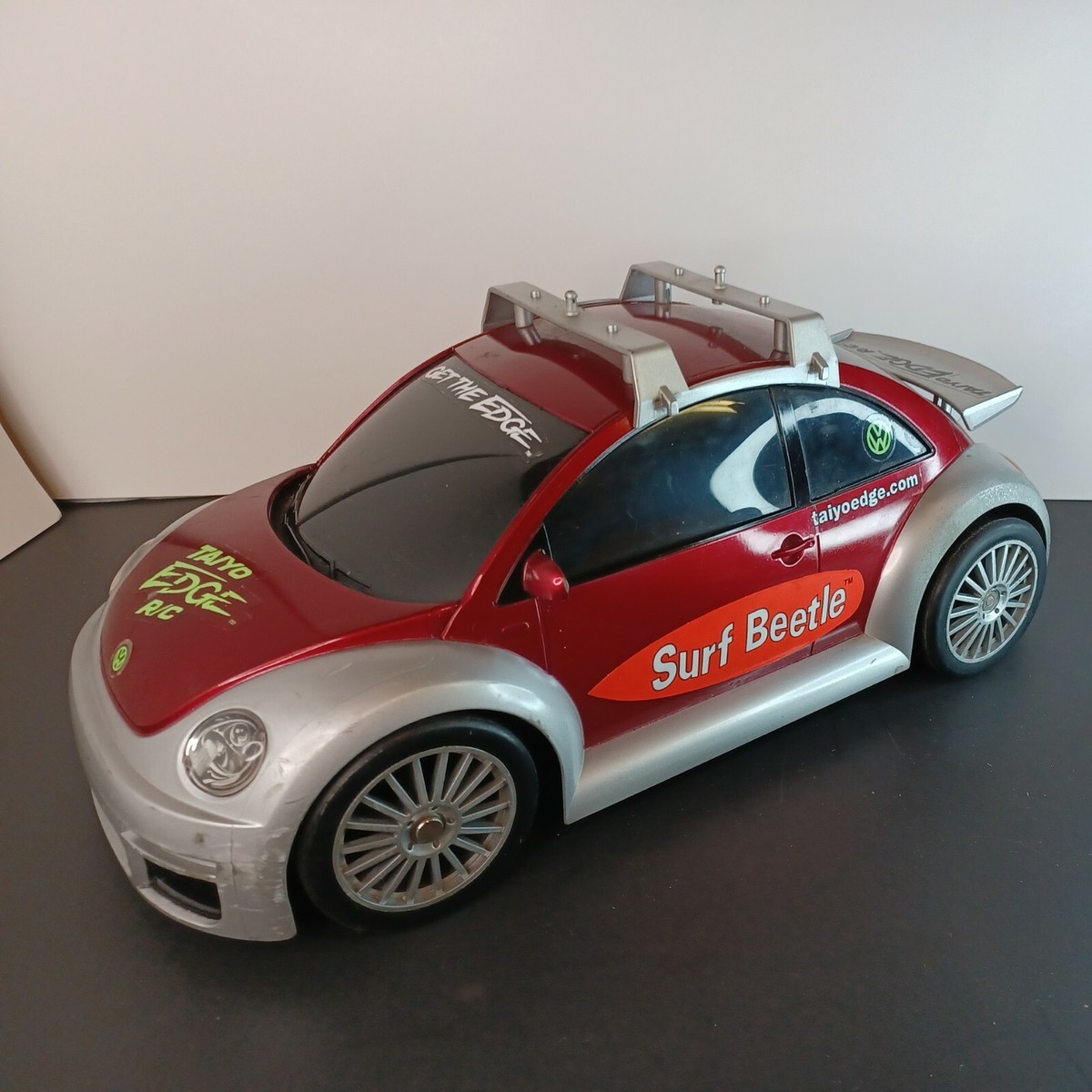 Red 2001 Volkswagen Beetle Image Volkswagen Beetle 2001 | CarsGuide