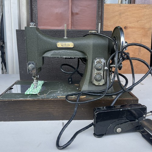 White Rotary Sewing Machine With Case | eBay