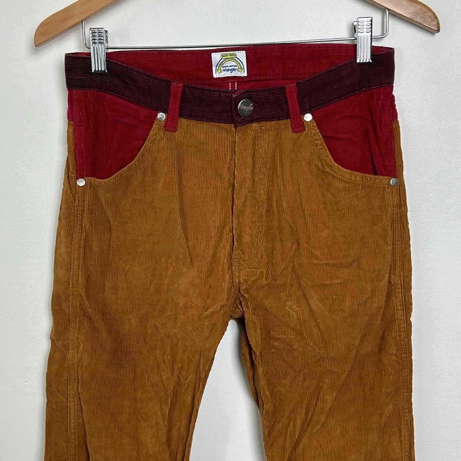 Wrangler x Peter Max Limited Edition Retro Straight J… - Gem