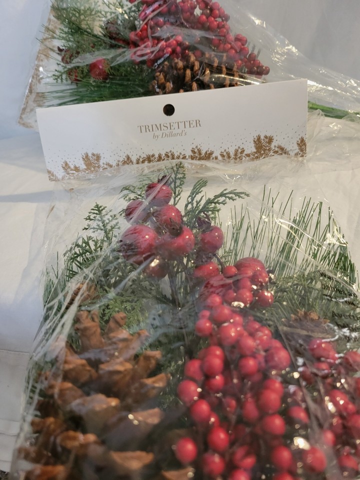 Picks (2) Tree or Wreath Greenery w Red Berries and Pips Trimmsetter by ...