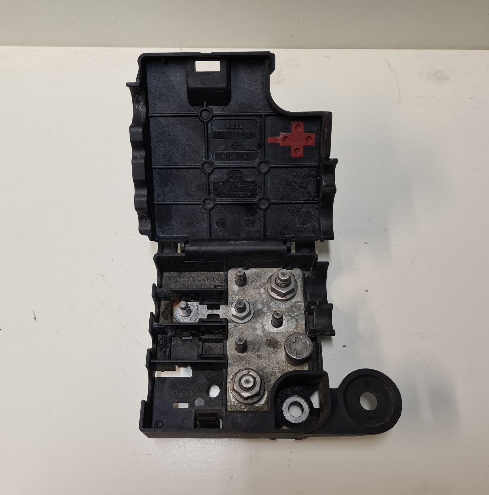 8K0937517A BATTERY TERMINAL BOX AUDI A4 A5 | eBay