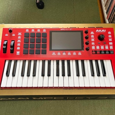 Akai Professional MPC Key 37 Standalone MPC Production Keyboard New | eBay