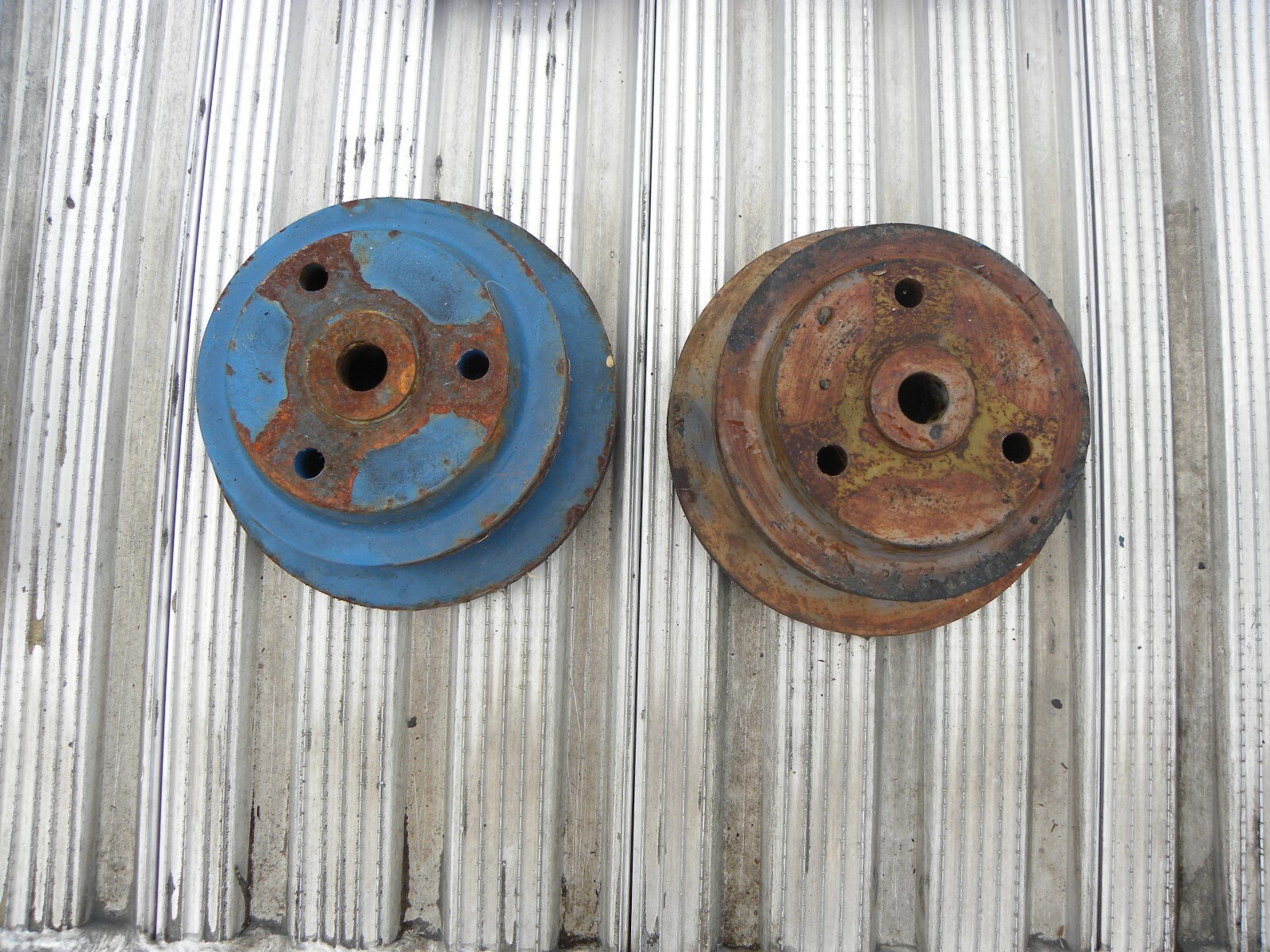 Ford FE Marine Pulleys Cris Craft Yacht Pair of Pullys | eBay