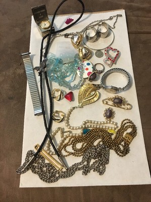 Random Jewelry Necklaces , Watches , Earrings , Pins, Ring,dime | eBay