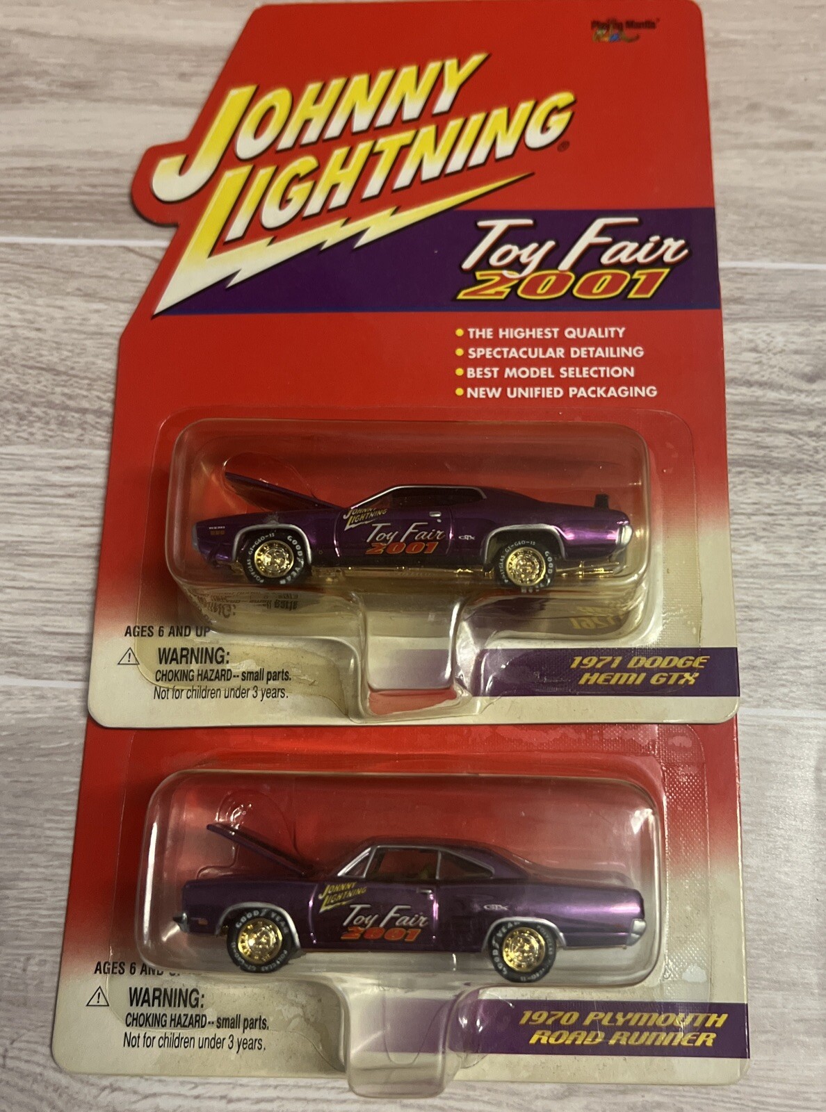 Johnny Lightning New York Toy Fair 2001 Dodge Hemi GTX & Road Runner ...