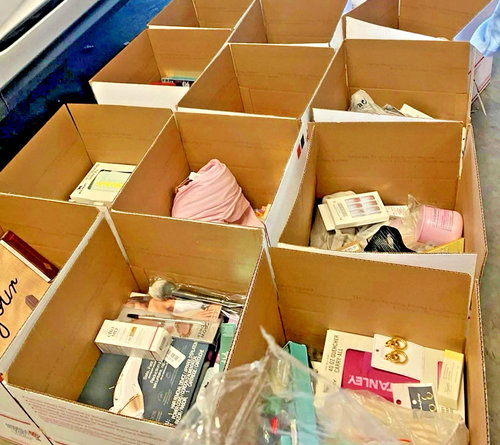 Liquidation lot - AMAZON Mystery Box -General Merchandise mixed items ...