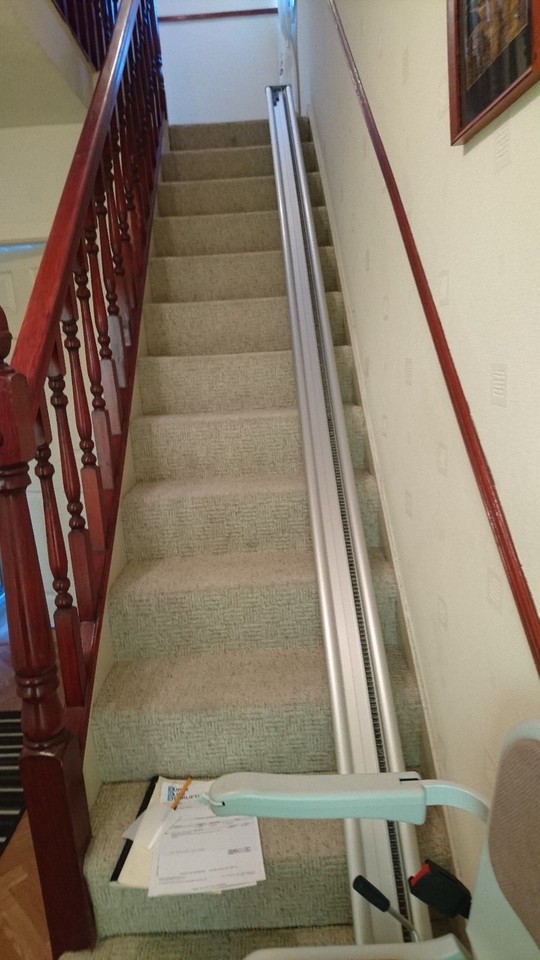 Fully Fitted Slimline Acorn Stairlift with 18 Month Warranty Stair Lift ...